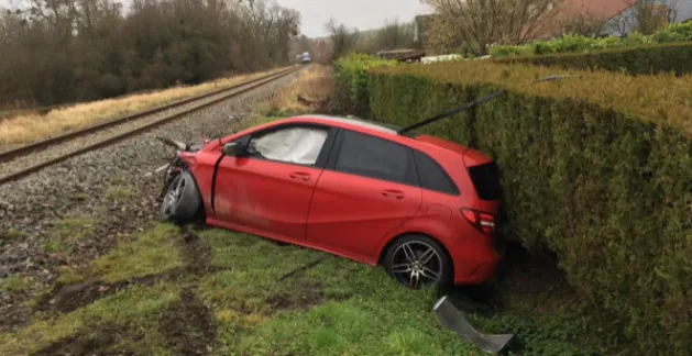 Beaumerie-Saint-Martin : une voiture percutée par un train ce matin